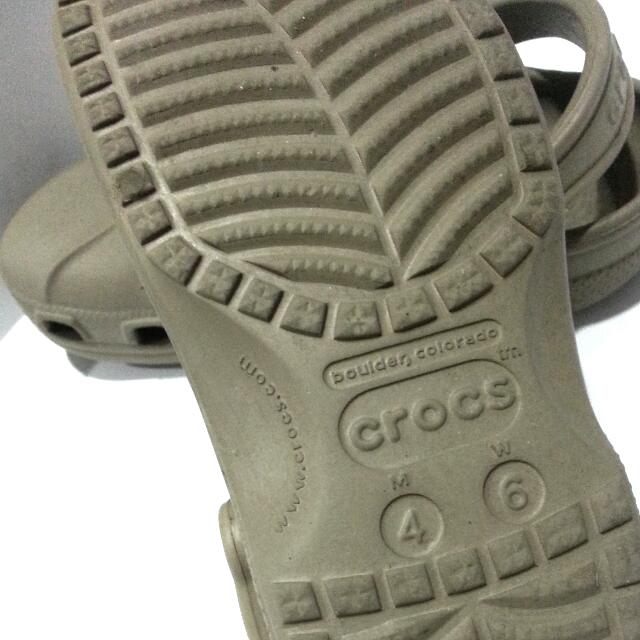 Original Classic Crocs Clogs!, Women's Fashion, Footwear, Flipflops and ...