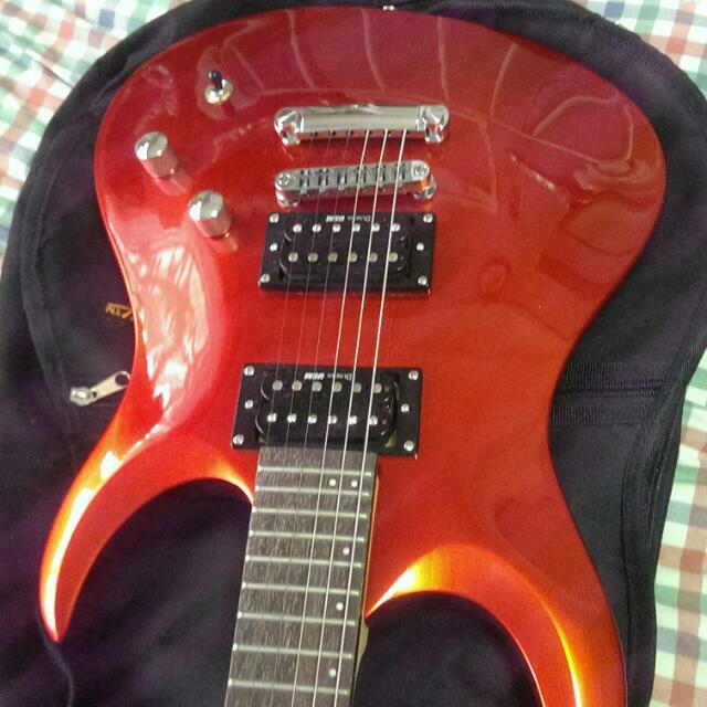XM Series Red Washburn Electric Guitar, Hobbies & Toys, Music & Media ...