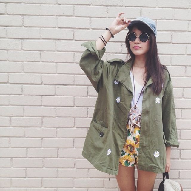 Daisy Parka, Women's Fashion, Coats, Jackets and Outerwear on Carousell