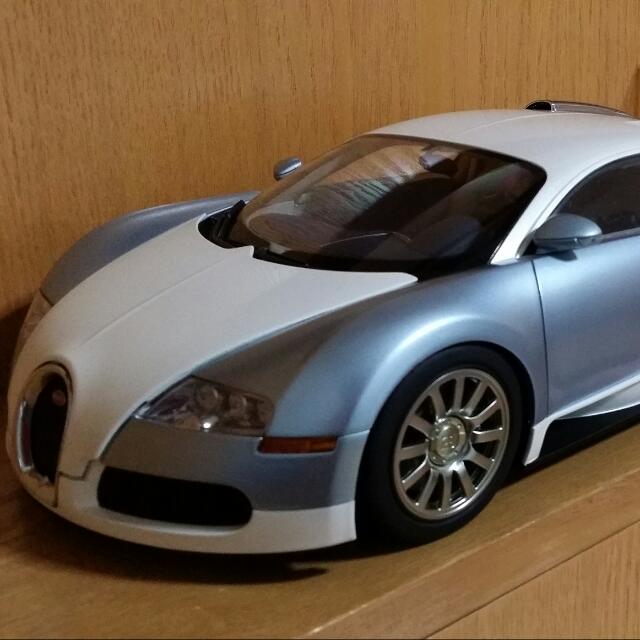 Autoart Signature 1:12 Bugatti Veyron 16.4 Ice Blue, Hobbies & Toys ...