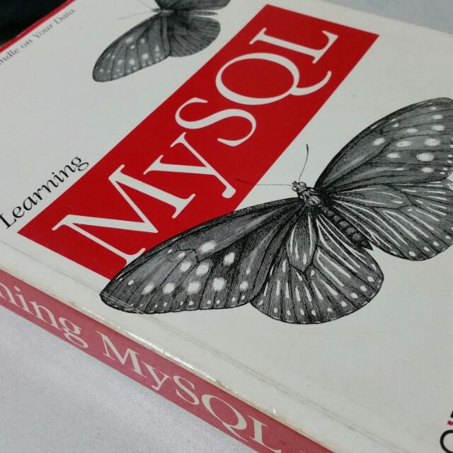 My SQL Database Book, Hobbies & Toys, Books & Magazines, Assessment Books on Carousell