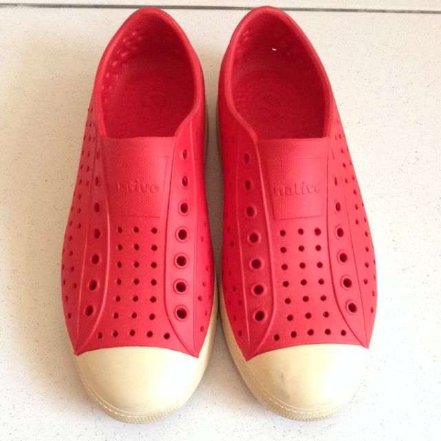 Native Shoe, Men's Fashion, Footwear, Casual shoes on Carousell