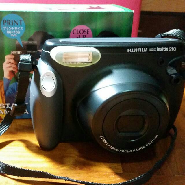 Fuji Instax 210 Instant Camera, Photography, Cameras on Carousell