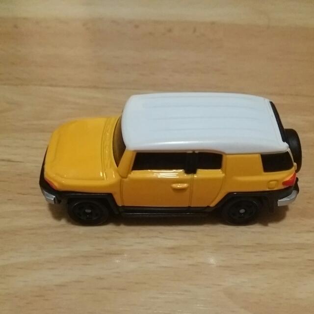 Tomica Toyota FJ CRUISER Toy Car, Hobbies & Toys, Toys & Games on Carousell