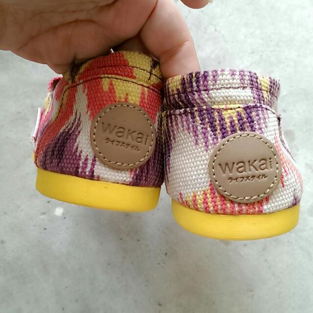 Wakai Shoes , Women's Fashion, Footwear, Sneakers on Carousell