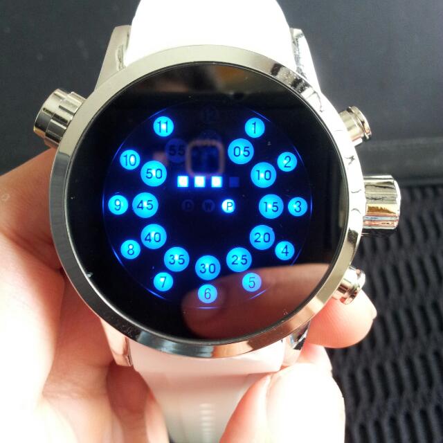 Mens White Mirror LED Watch, Mobile Phones & Gadgets, Wearables & Smart ...