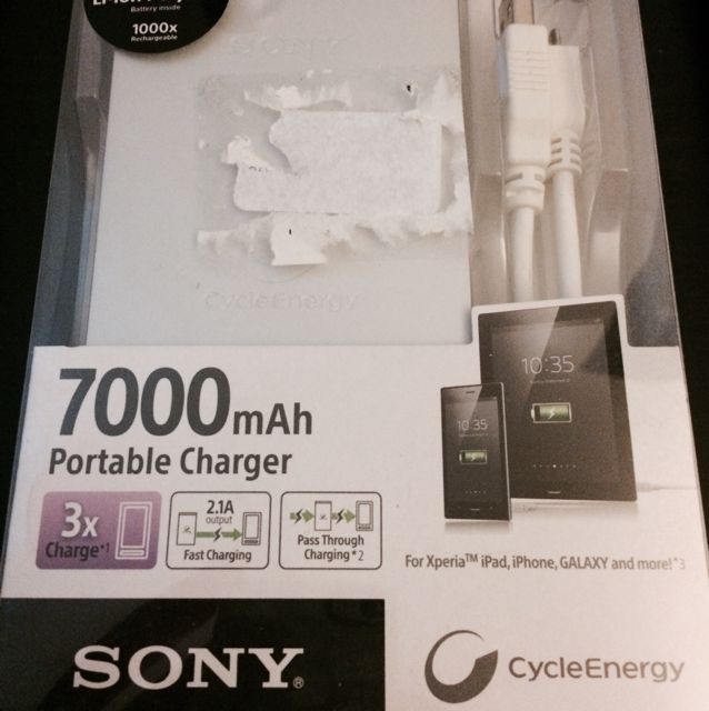 Original Sony Portable Charger, Computers & Tech, Parts & Accessories ...