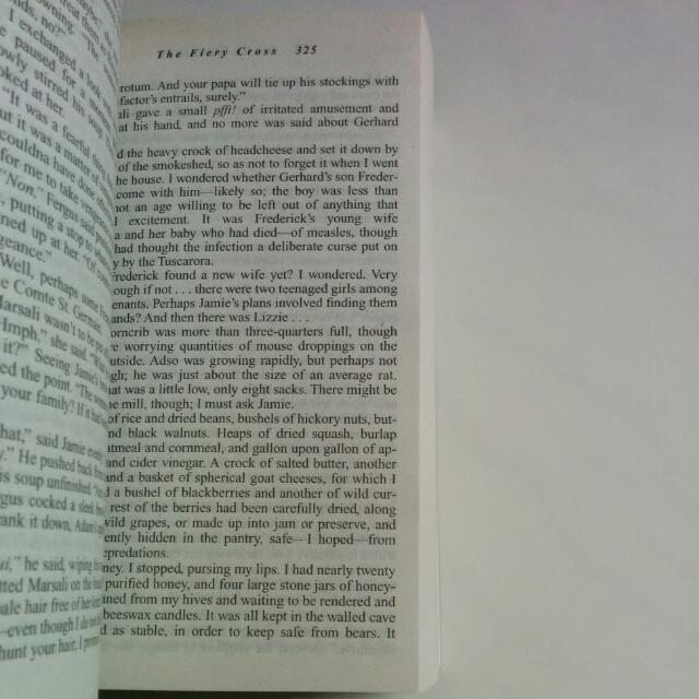 The Fiery Cross By Diana Gabaldon, Hobbies & Toys, Books & Magazines ...