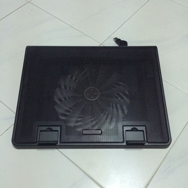 Laptop Cooling Pad With Extendable USB, Computers & Tech, Parts ...