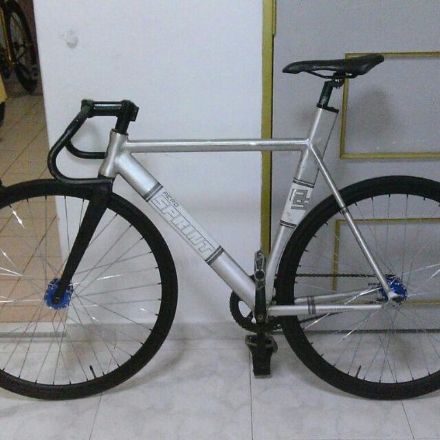 Fixie, Sports Equipment, Bicycles & Parts, Bicycles on Carousell