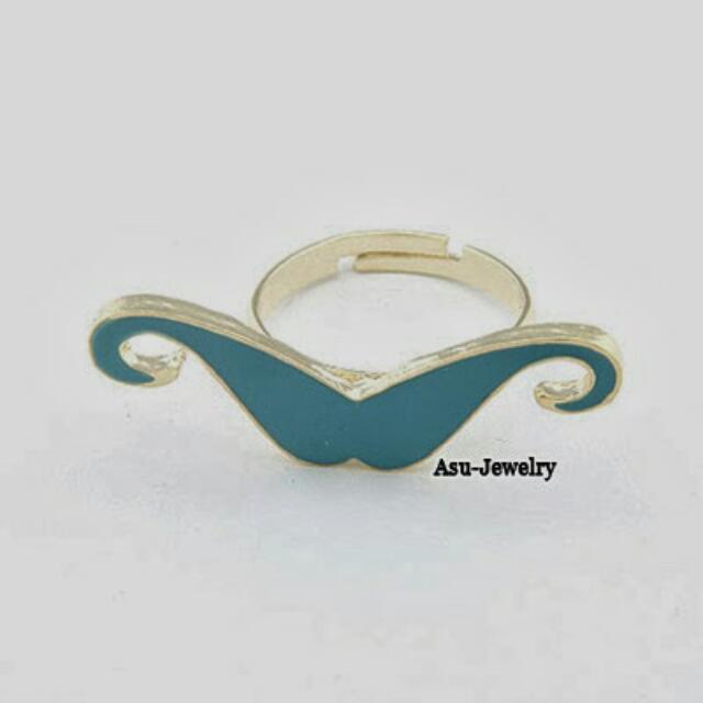 Mustache Rings!, Women's Fashion, Jewelry & Organisers, Rings on Carousell