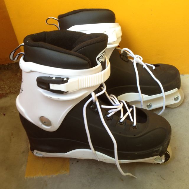 Rollerblade Swindler, Sports Equipment, Sports & Games, Skates ...