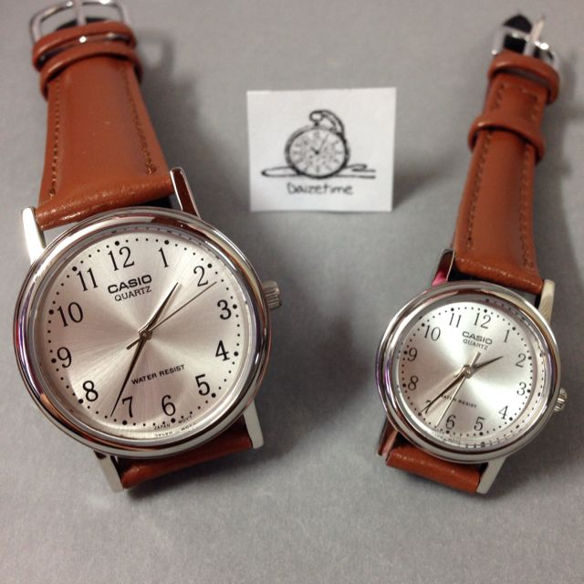 Casio Oak Couple Set (Silver), Furniture & Home Living, Home Decor ...