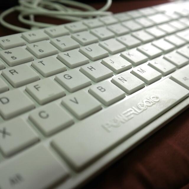 Power Logic ZEN III Z200 Wired Keyboard (White, Power Logic Warranty ...