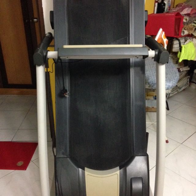 Treadmill, Sports Equipment, Exercise & Fitness, Cardio & Fitness ...