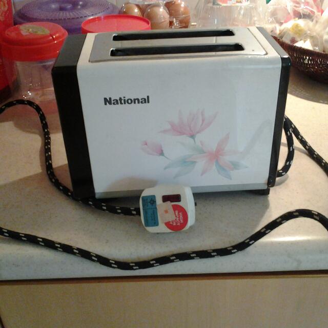 Vintage National Toaster, Furniture & Home Living, Furniture, Other ...