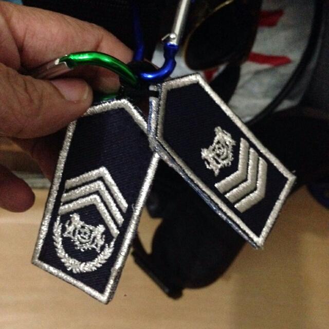 Singapore UNIFORM Rank Keychains., Hobbies & Toys, Stationery & Craft ...