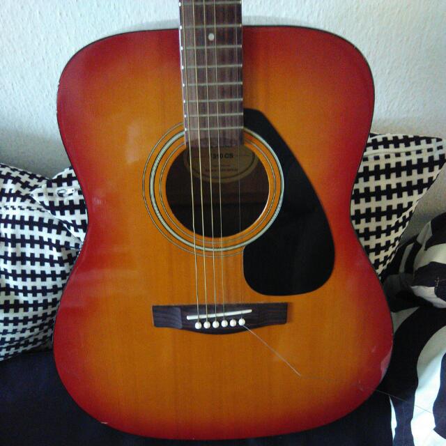 Yamaha F310CS Acoustic Guitar, Hobbies & Toys, Music & Media, Music ...