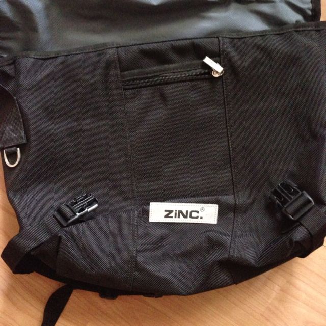 ZINC Sling Bag, Men's Fashion, Bags, Sling Bags on Carousell