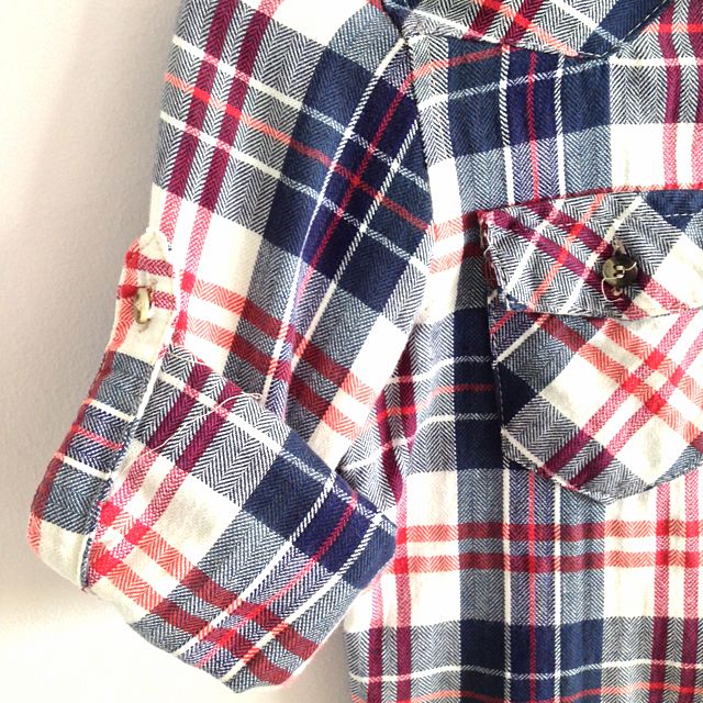 Preppy Checkered Top, Women's Fashion, Muslimah Fashion, Tops on Carousell
