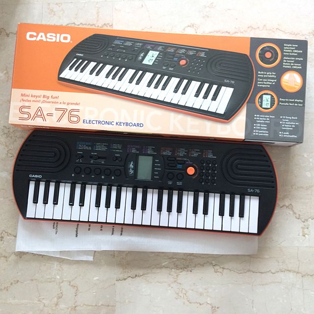 Casio SA 76 Keyboard, Hobbies & Toys, Music & Media, Musical ...