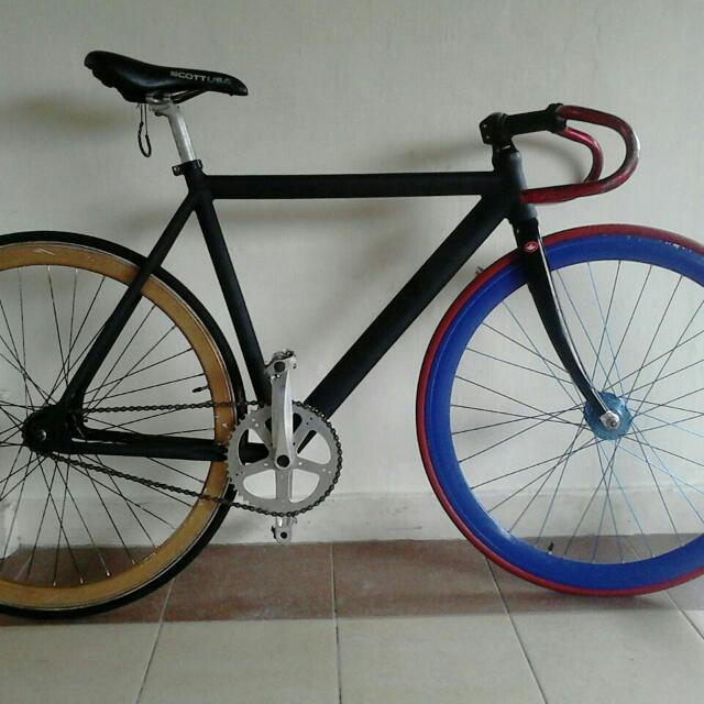 Track Fixie, Sports Equipment, Bicycles & Parts, Bicycles on Carousell