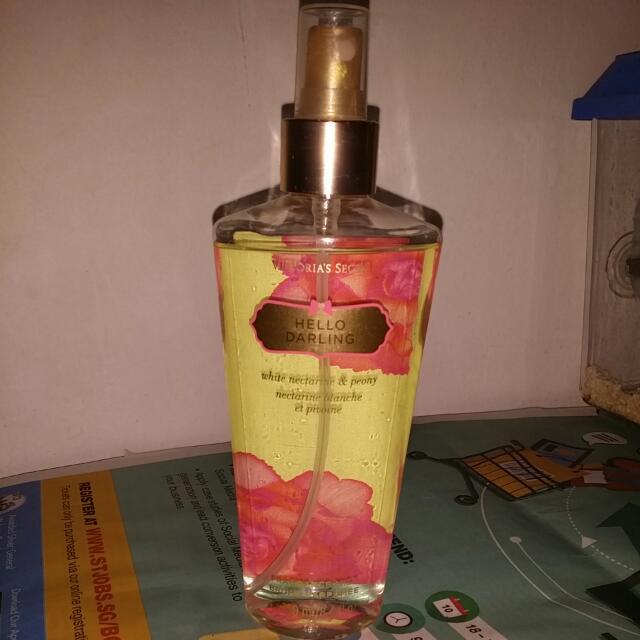 Victoria's Secret Body Mist Hello Darling, Women's Fashion, New ...