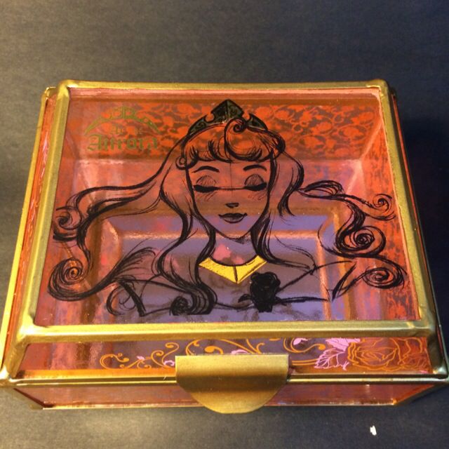 Aurora Glass Jewelry Box - Disney Sleeping Beauty, Hobbies & Toys ...