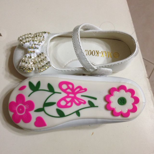 White Party Formal Shoes For Girls, Babies & Kids, Babies & Kids ...