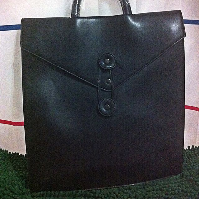Manila Envelope Briefcase Bag, Men's Fashion, Bags, Sling Bags on Carousell