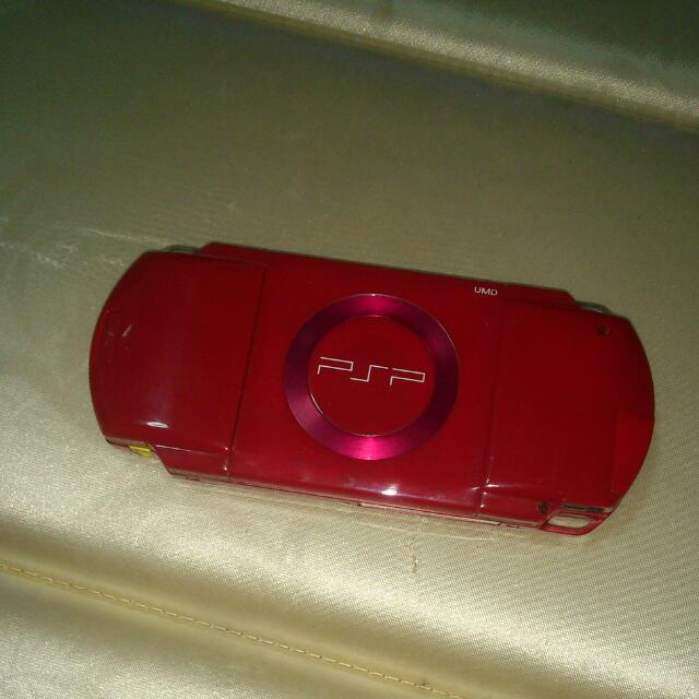 **RESERVED**Red Psp 1000, Computers & Tech, Parts & Accessories ...