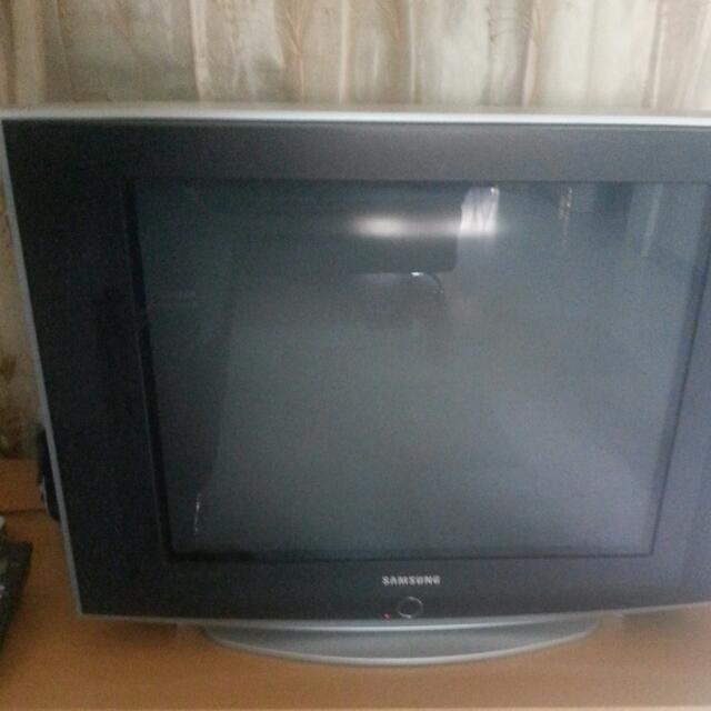 Samsung 29 Inch Television, Furniture & Home Living, Furniture, TV ...