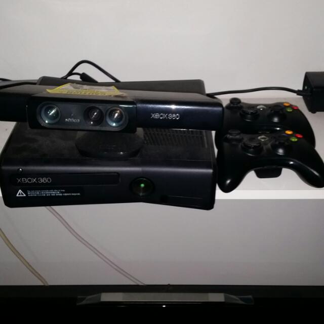 Xbox 360 + Kinect + 2 Wireless Controller, Hobbies & Toys, Toys & Games ...