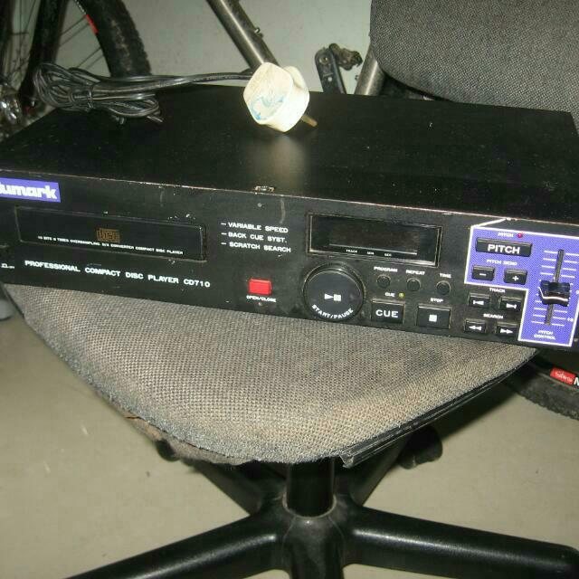 NUMARK CD-710 RACK MOUNT CD PLAYER, Hobbies & Toys, Music & Media, CDs ...