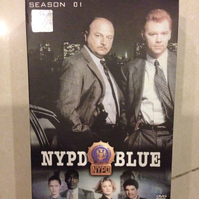 Nypd Blue Season 1 DVD Set, Men's Fashion on Carousell