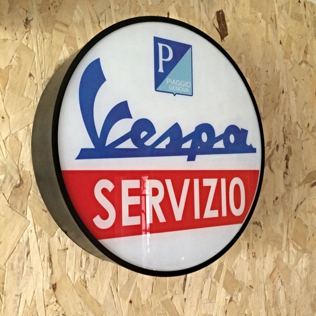 Vespa Servizio Big Signage Lightbox, Car Accessories, Accessories on ...