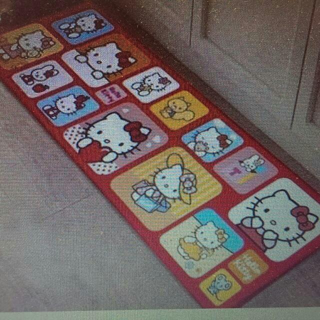 Hello Kitty Floor Mat, Women's Fashion, Bags & Wallets, Wallets & Card ...