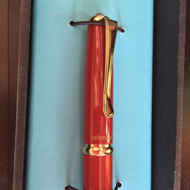 Helen Kelly Red Crown Pen (new), Women's Fashion, Jewelry & Organisers ...