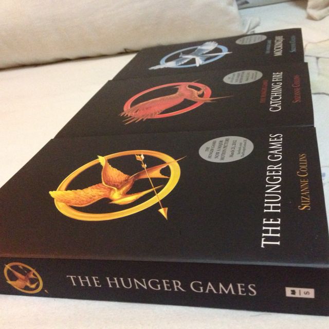 THG The Hunger Games Book Series (trilogy), Hobbies & Toys, Books ...