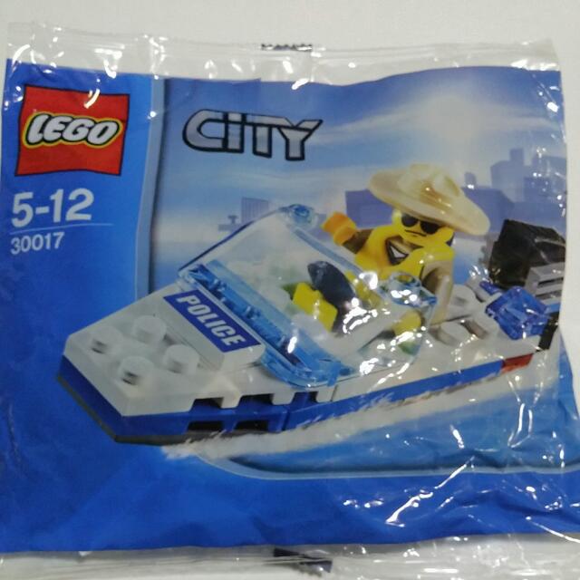 Lego City Polybag 30017 Police Speedboat, Hobbies & Toys, Toys & Games ...