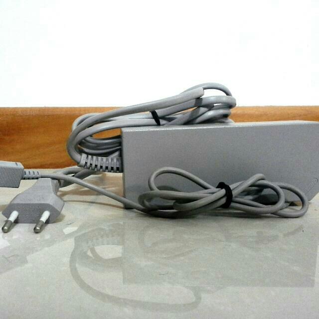 Limited Edition Red Wii, Hobbies & Toys, Toys & Games on Carousell