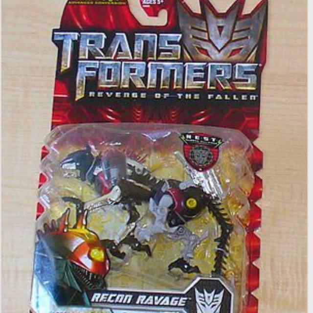Transformers Infilltration Bumblebee & Soundwave **Free Recon Ravage ...