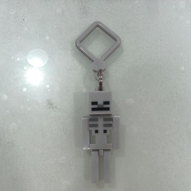 Minecraft Skeleton Hanger, Hobbies & Toys, Toys & Games on Carousell