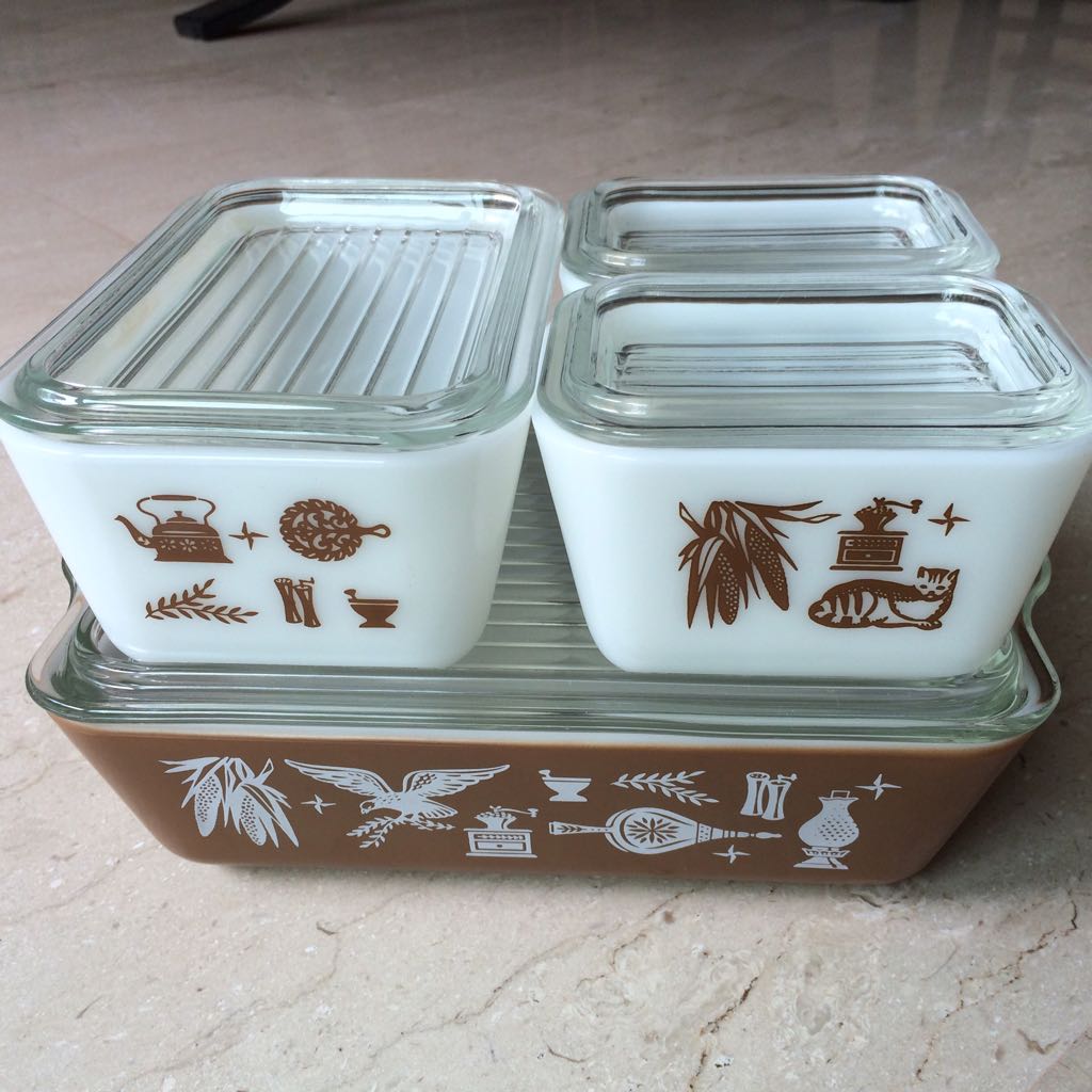 Set of Vintage Pyrex Ovenware, Furniture & Home Living, Kitchenware ...