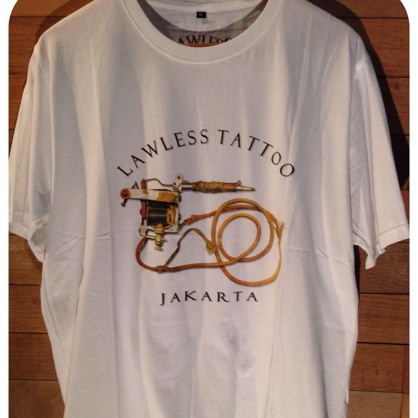 Lawless Shirt Tattoo, Men's Fashion, Tops & Sets, Tshirts & Polo Shirts ...