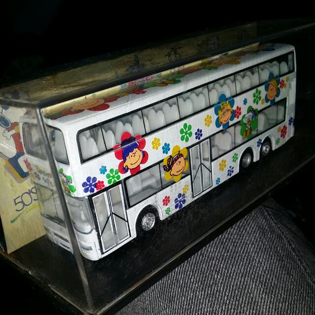 Snoopy/Peanuts Jumbo Bus , Hobbies & Toys, Toys & Games on Carousell