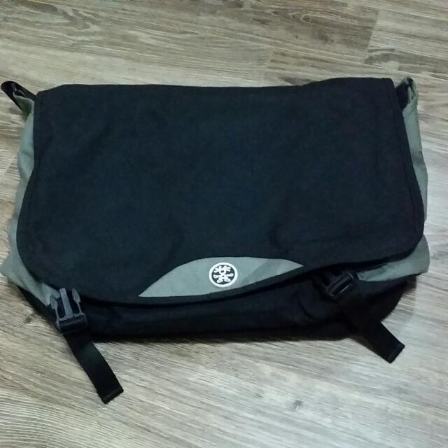 Crumpler The Dreadful Embarrasment Laptop Bag on Carousell