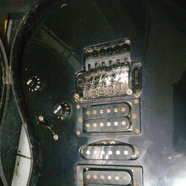 Flyod Rose Ibanez TRS 505, Hobbies & Toys, Music & Media, Music ...
