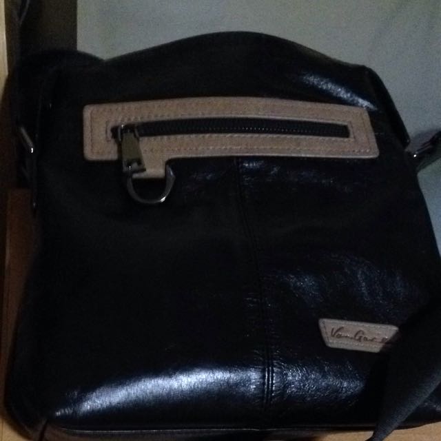 Van Garie Sling Bag, Men's Fashion, Bags, Sling Bags on Carousell