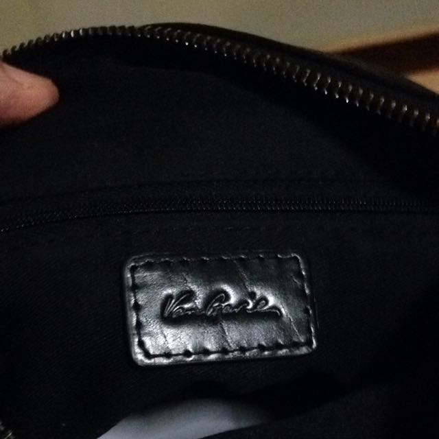 Van Garie Sling Bag, Men's Fashion, Bags, Sling Bags on Carousell